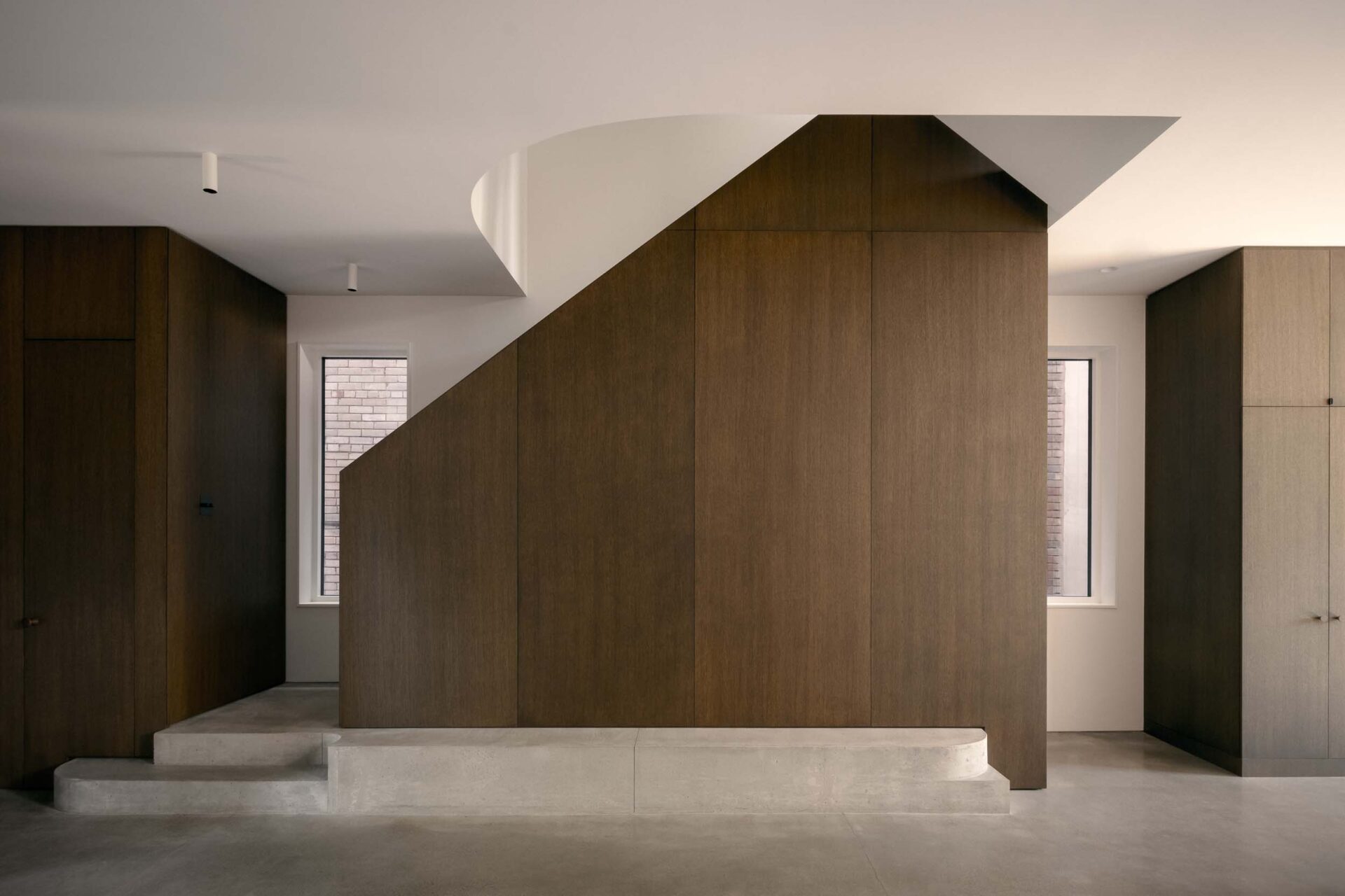 Studio VAARO sculpts surprise into Rathnelly House